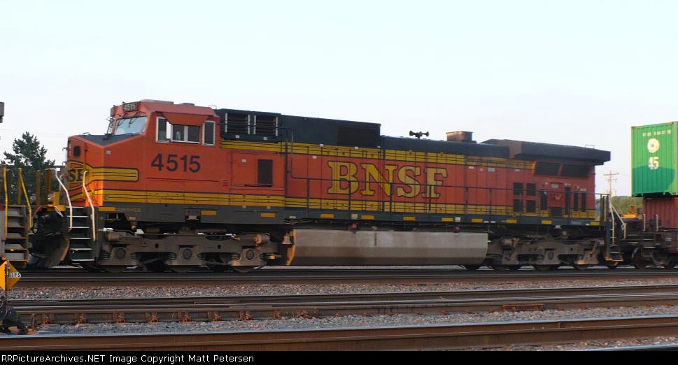 BNSF 4515